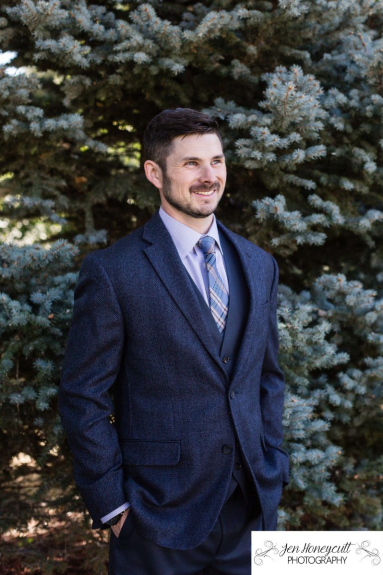 Maddie + Garrett's backyard wedding in Lakewood [Littleton photographer]