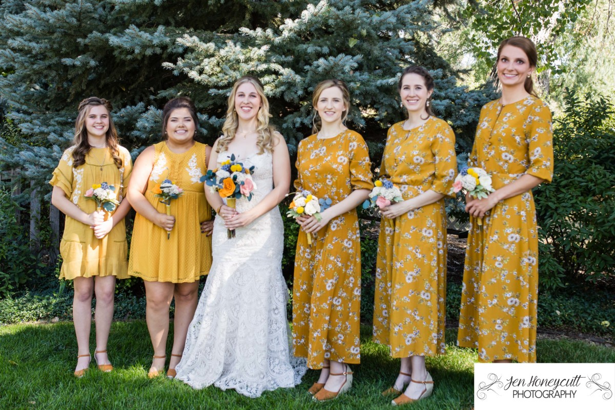 Maddie + Garrett's backyard wedding in Lakewood [Littleton photographer]