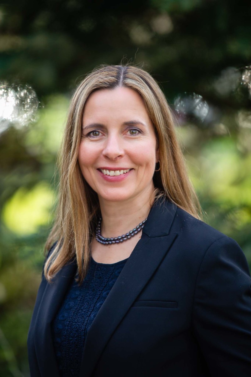 Professional headshots by Littleton photographer - Jen Honeycutt ...