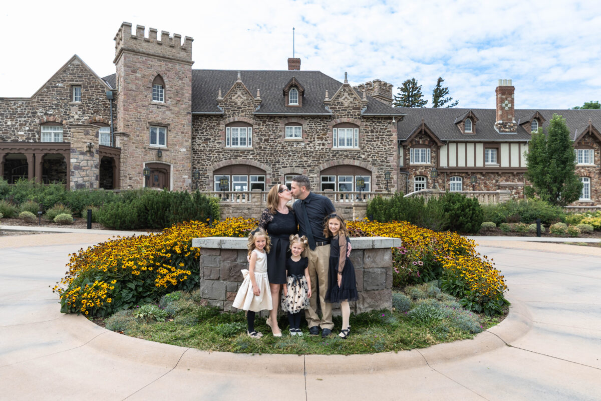 The {T} family of 5 photo session at the Highlands Ranch Mansion - Jen ...