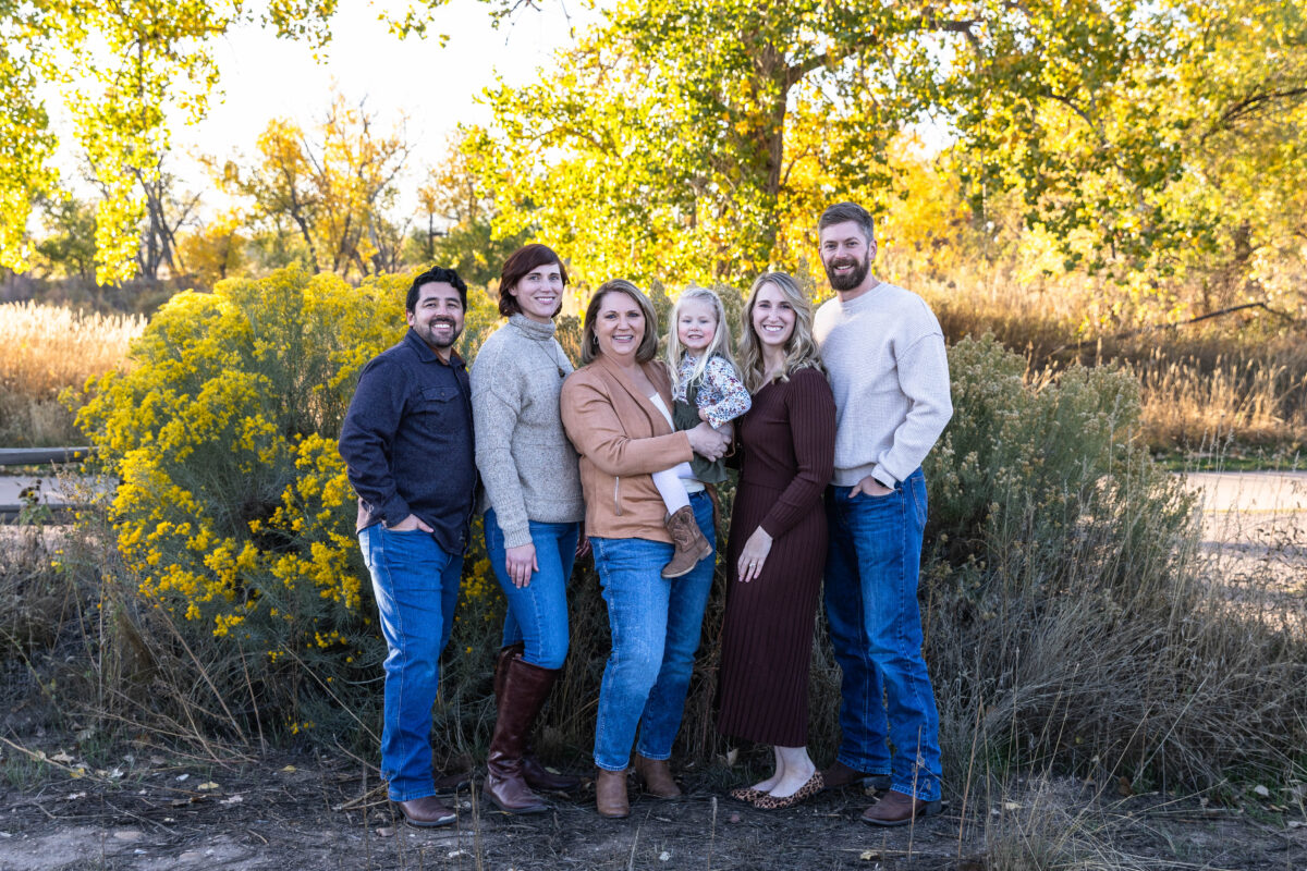 The {L} extended family session at the Carson Nature Center - Jen ...